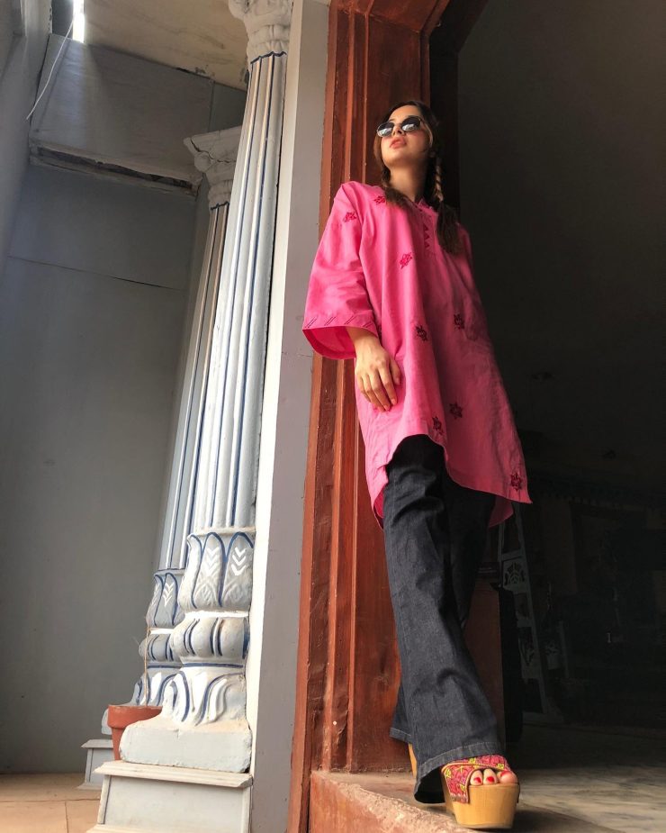 Five Beautiful Looks Of Gorgeous Sabeena Farooq | Reviewit.pk Five Beautiful Looks Of Gorgeous Sabeena Farooq | Reviewit.pk