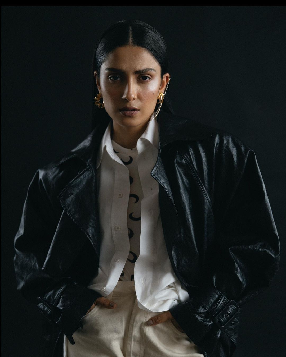 Ayeza Khan Shares Interesting Details About Her Character in Mein ...