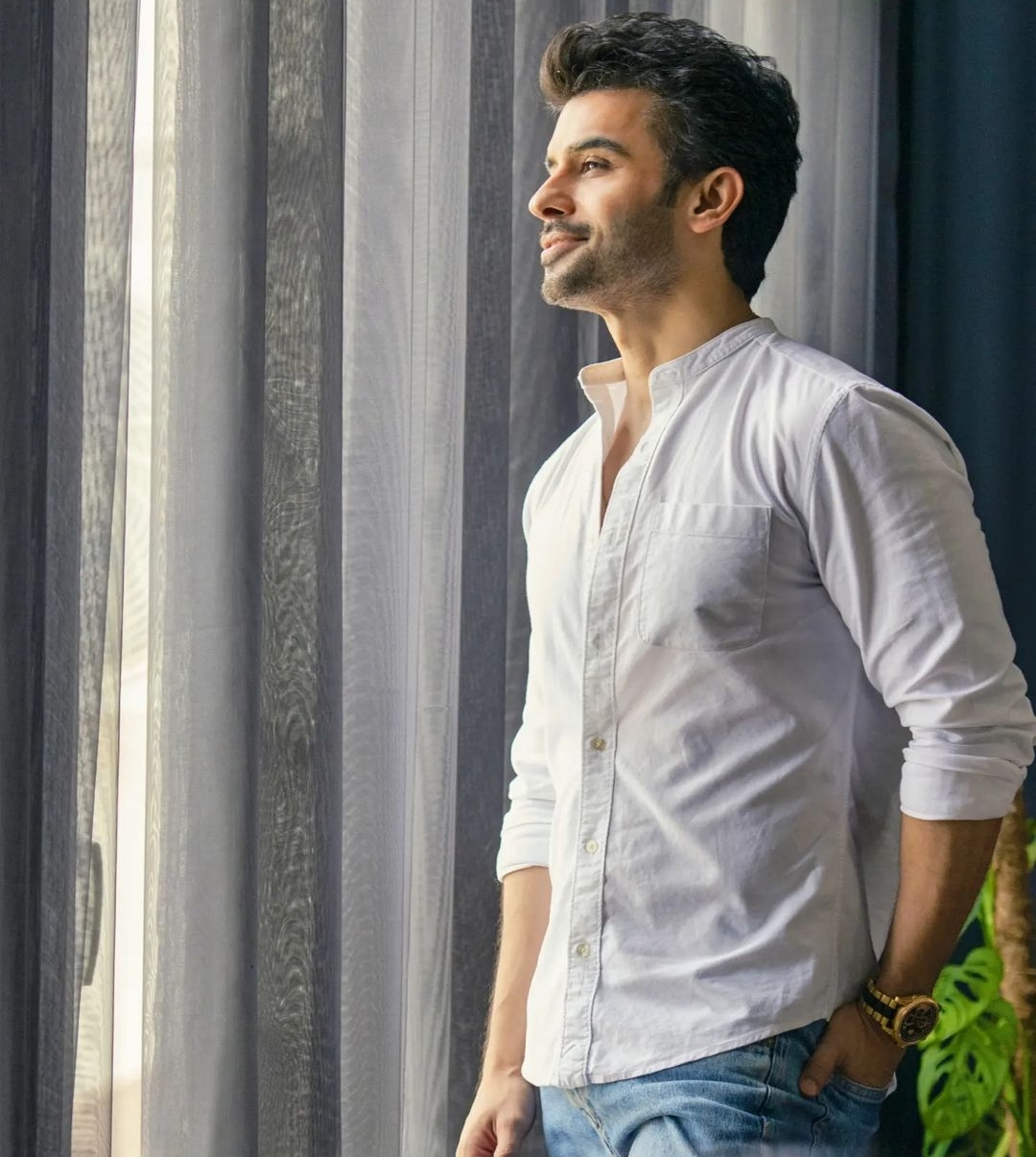 Actor Fahad Sheikh Blessed With A Baby Girl | Reviewit.pk