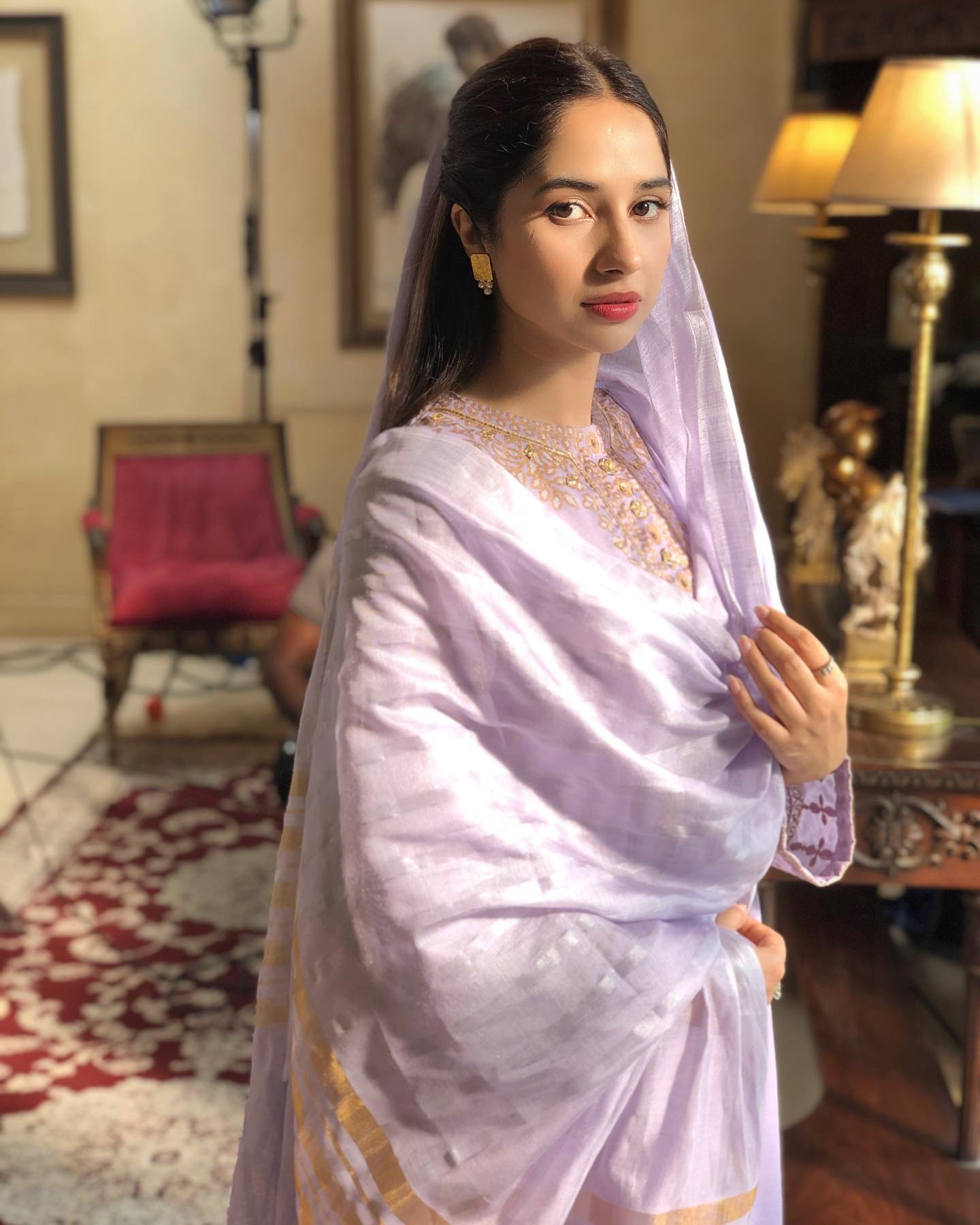 Sabeena Farooq- Personal Life, Career And Dramas | Reviewit.pk