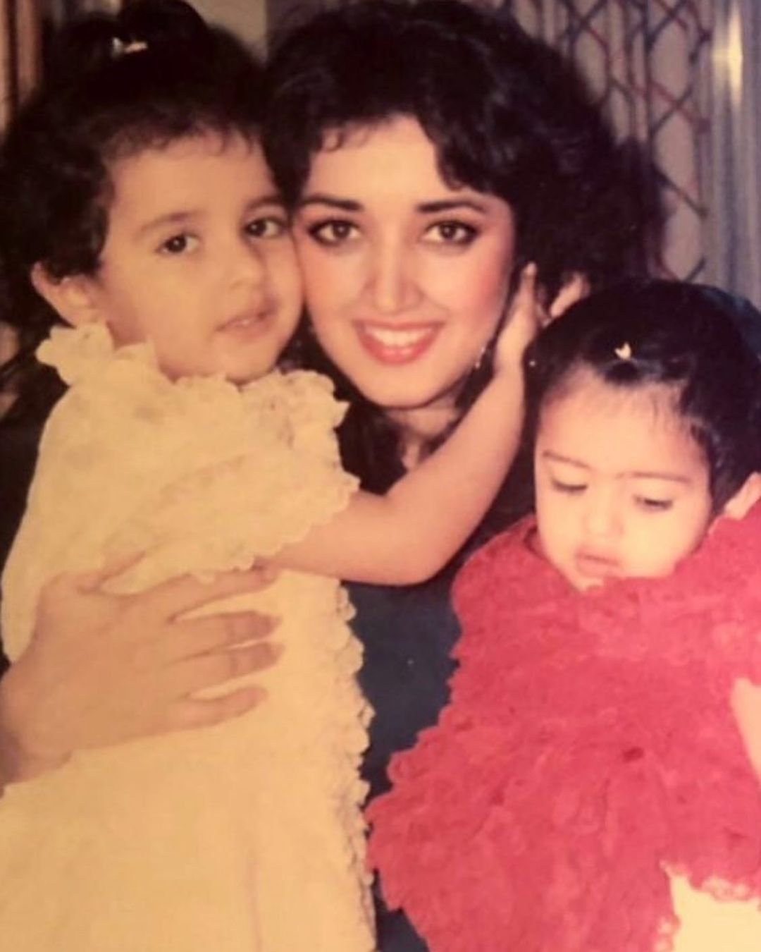 Natasha Lakhani's Beautiful Birthday Tribute To Mom | Reviewit.pk