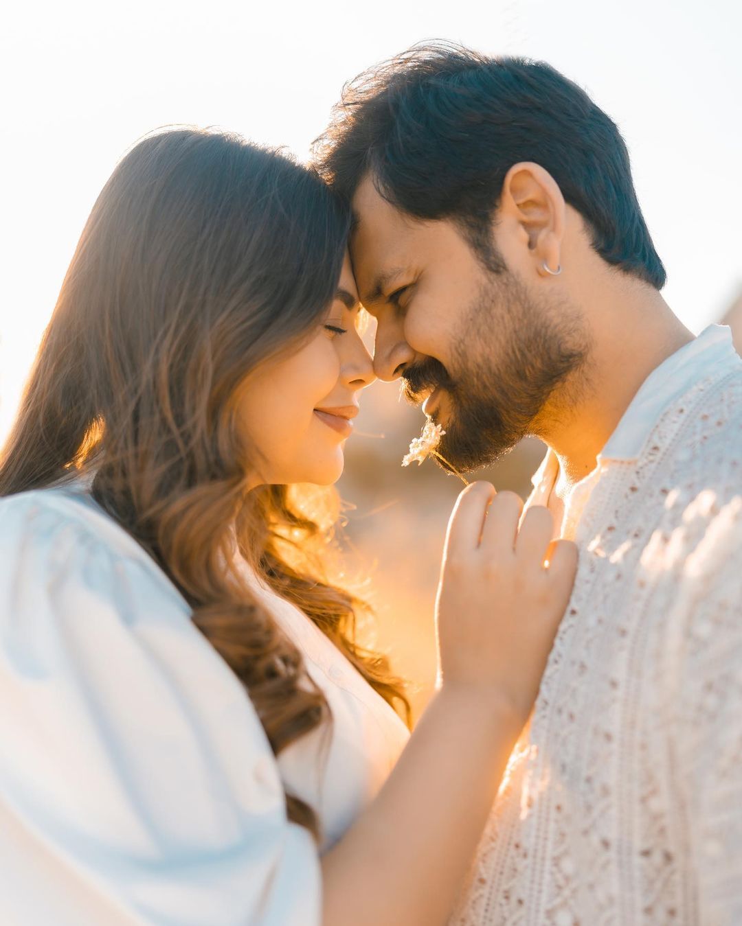 Azlan Shah And Warisha Khan Share Good News From Turkey | Reviewit.pk