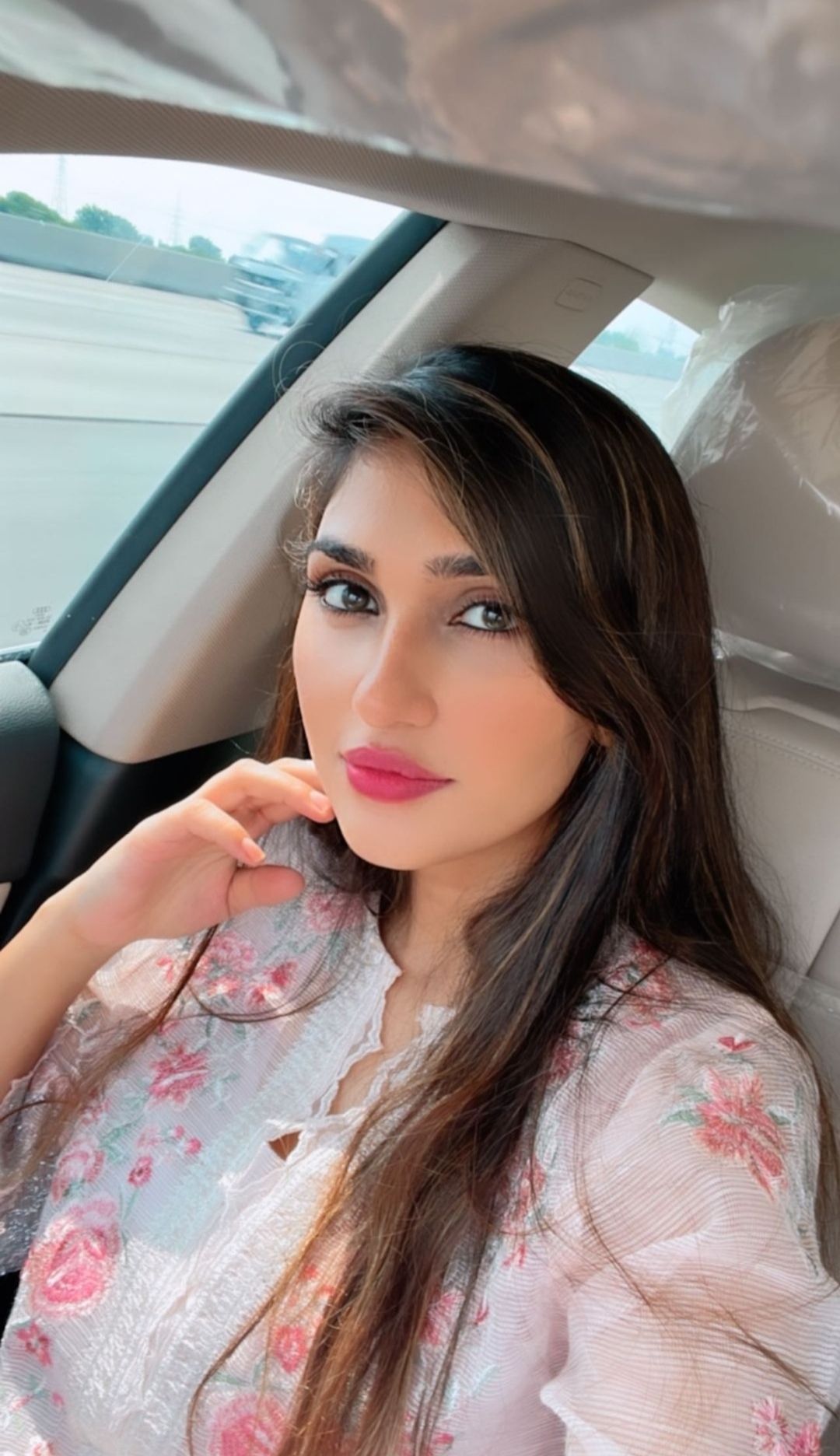 Hassan Ali's Adorable New Family Clicks | Reviewit.pk