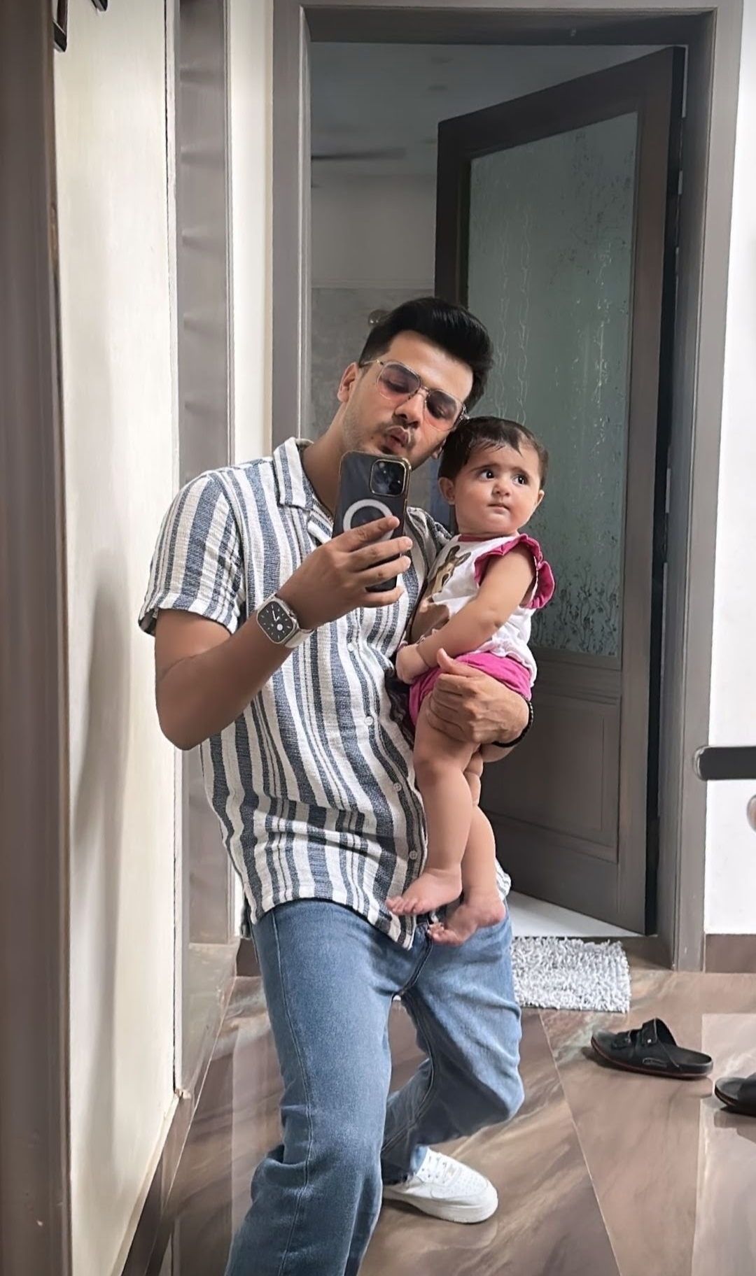 Kanwal Aftab's Adorable New Family Photos | Reviewit.pk