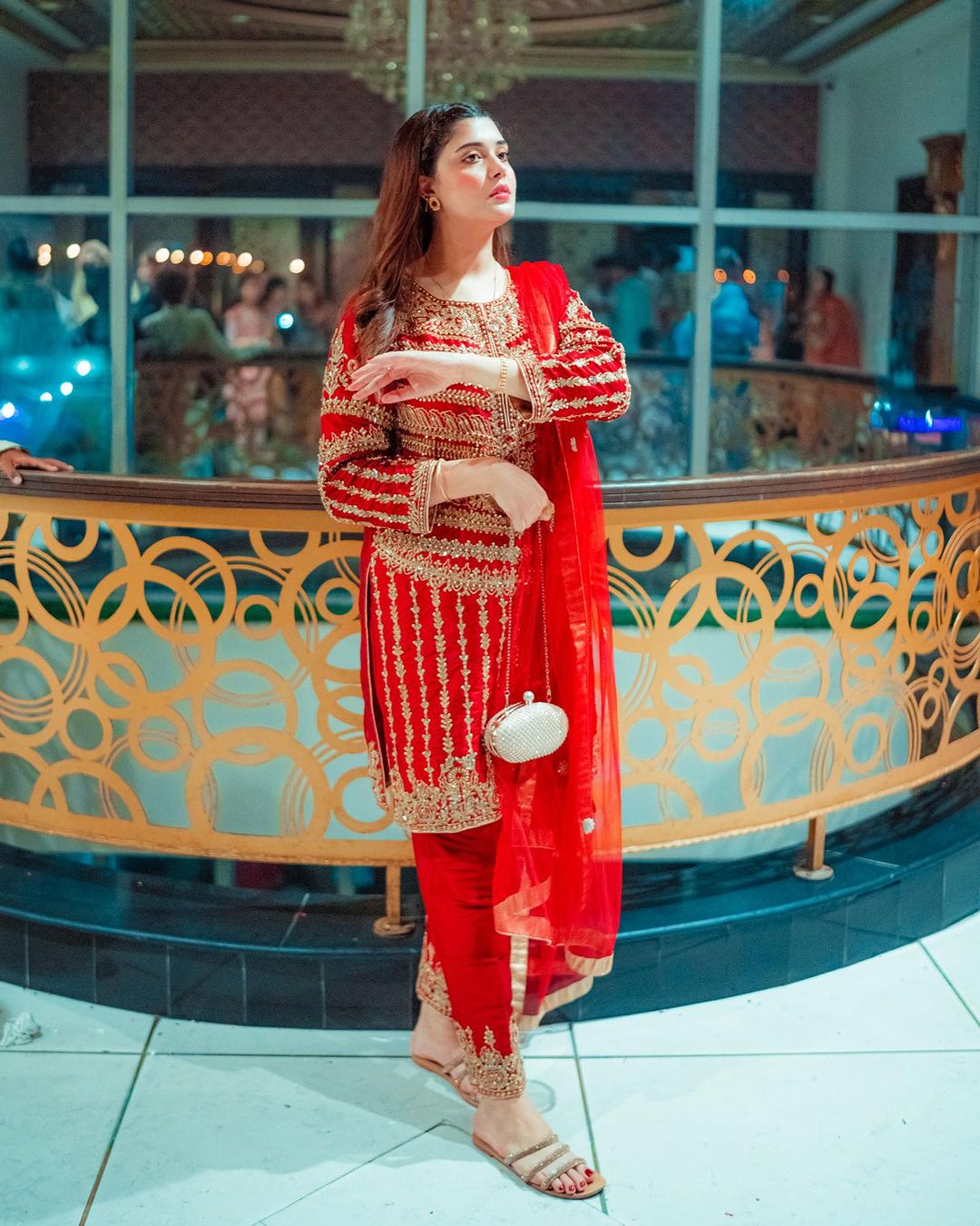 Kanwal & Zulqarnain New Gorgeous Pictures From Wedding | Reviewit.pk