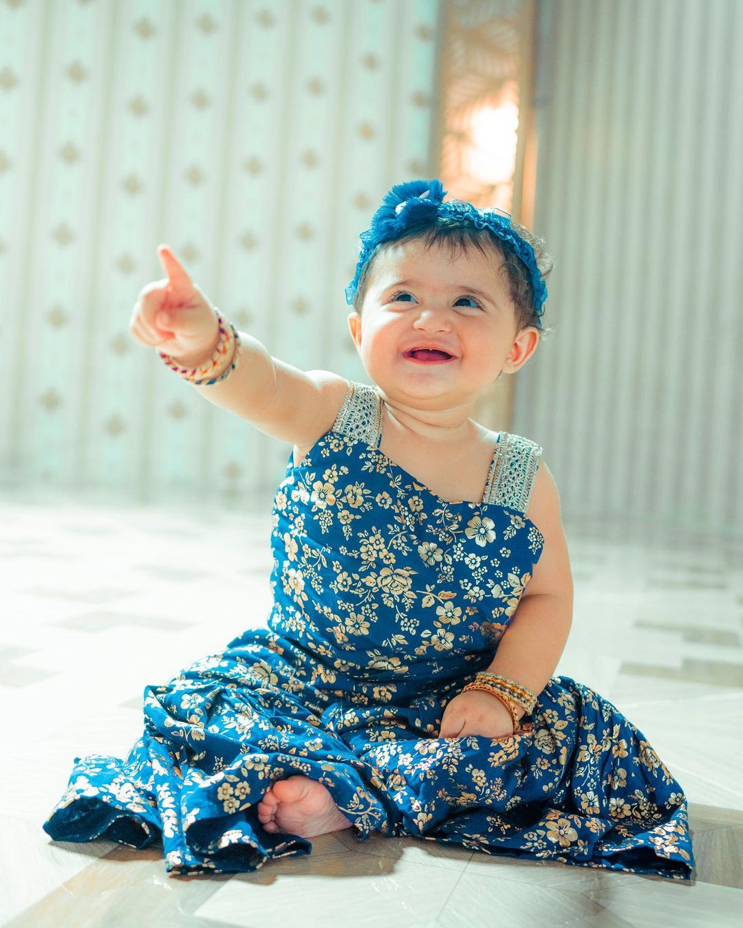 Kanwal & Zulqarnain New Photoshoot With Daughter Aizal | Reviewit.pk