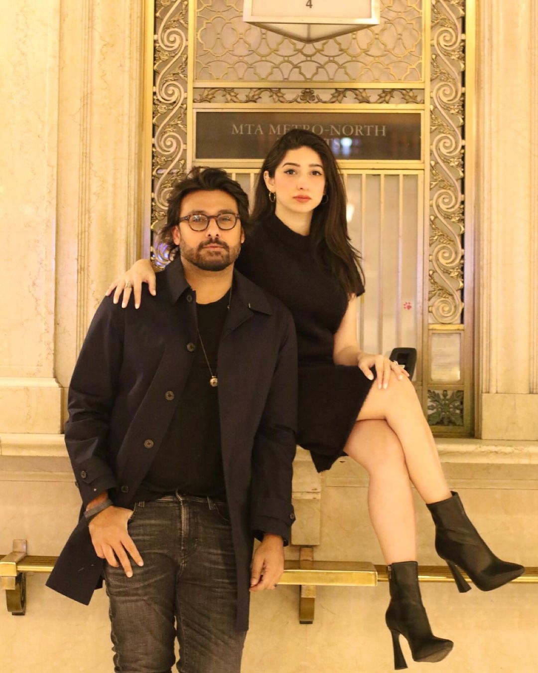 Mariyam Nafees Pictures With Husband from Tanzania | Reviewit.pk