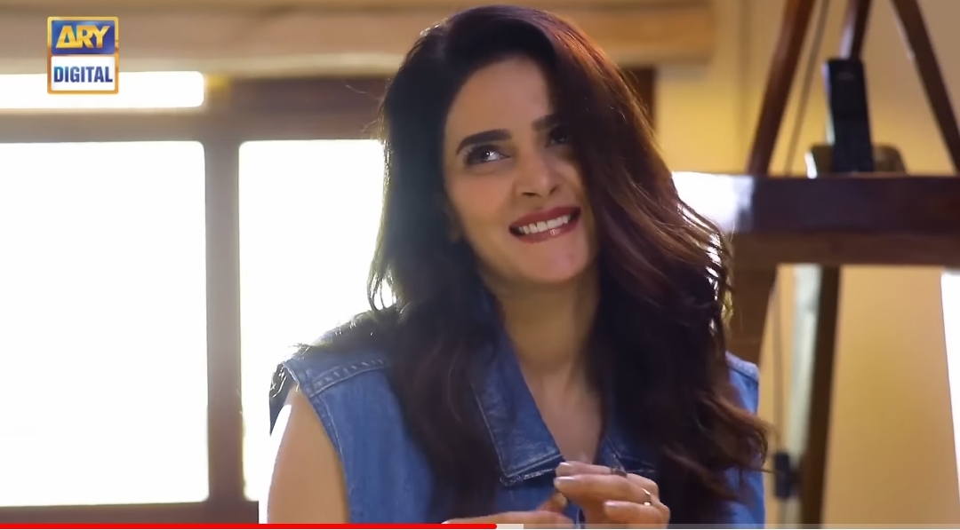 Actresses Who Could Play Mubashira Better Than Ayeza Khan | Reviewit.pk