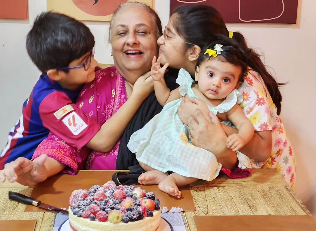 Actress Rabab Hashim Shares Her Daughter's New Clicks | Reviewit.pk