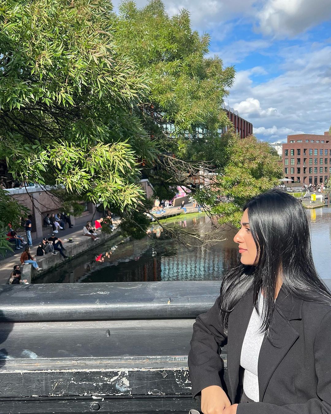 Superb New Pictures Of Sarah & Falak From Europe | Reviewit.pk