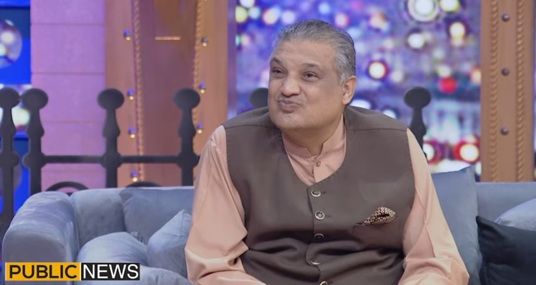 Sohail Warraich On His Access to Pakistani Heroines' Bedrooms | Reviewit.pk