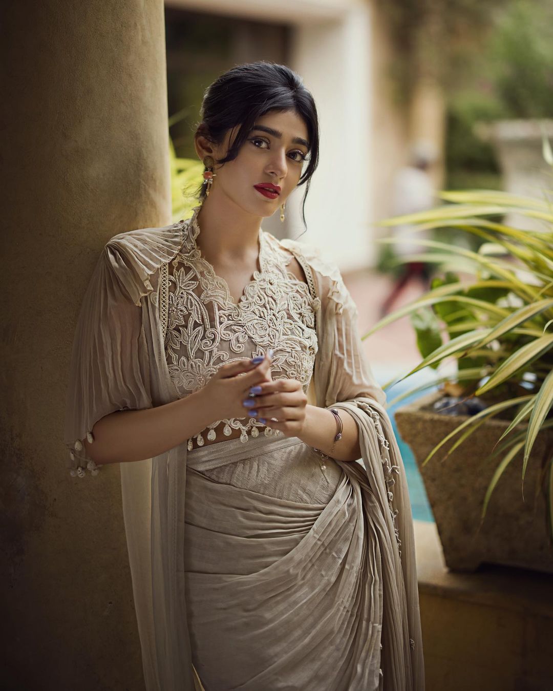 Fairy Tale Couple Hamza-Sehar's Sensational Shoot | Reviewit.pk