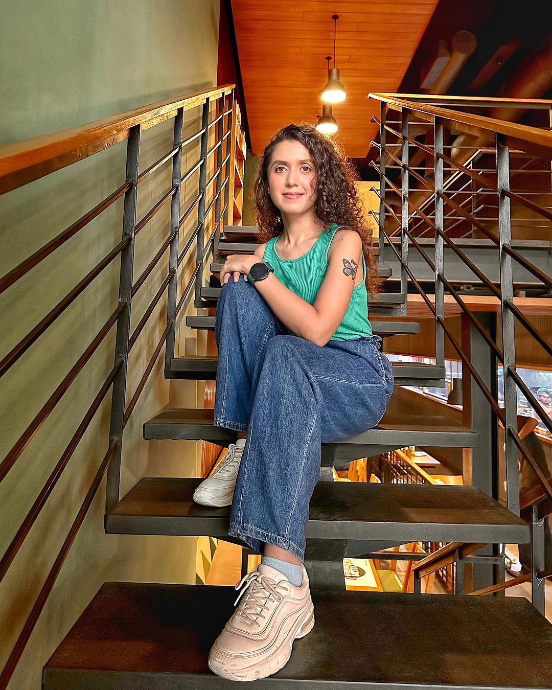 Hira Umer Enchanting New Photos From Dubai | Reviewit.pk