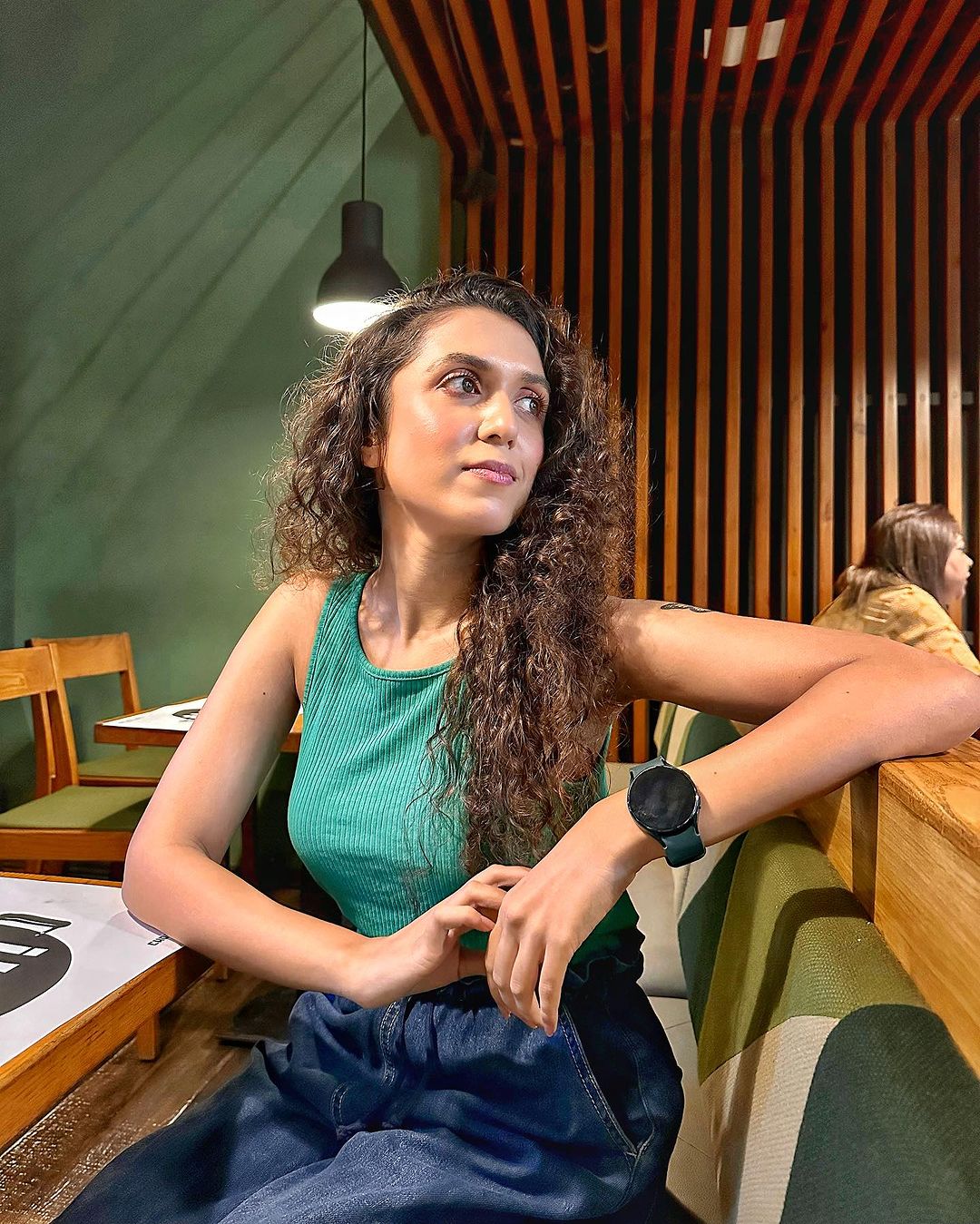 Hira Umer Enchanting New Photos From Dubai | Reviewit.pk