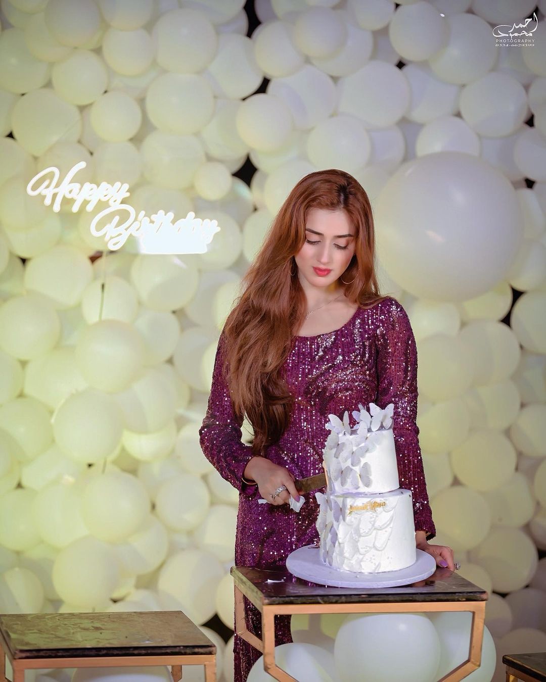 Jannat Mirza Throws Glamorous Birthday Bash Yet Again | Reviewit.pk