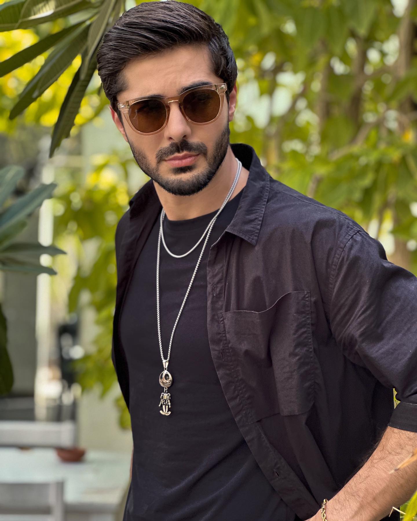 Fans Fed Up Of Junaid Niazi's Crying | Reviewit.pk