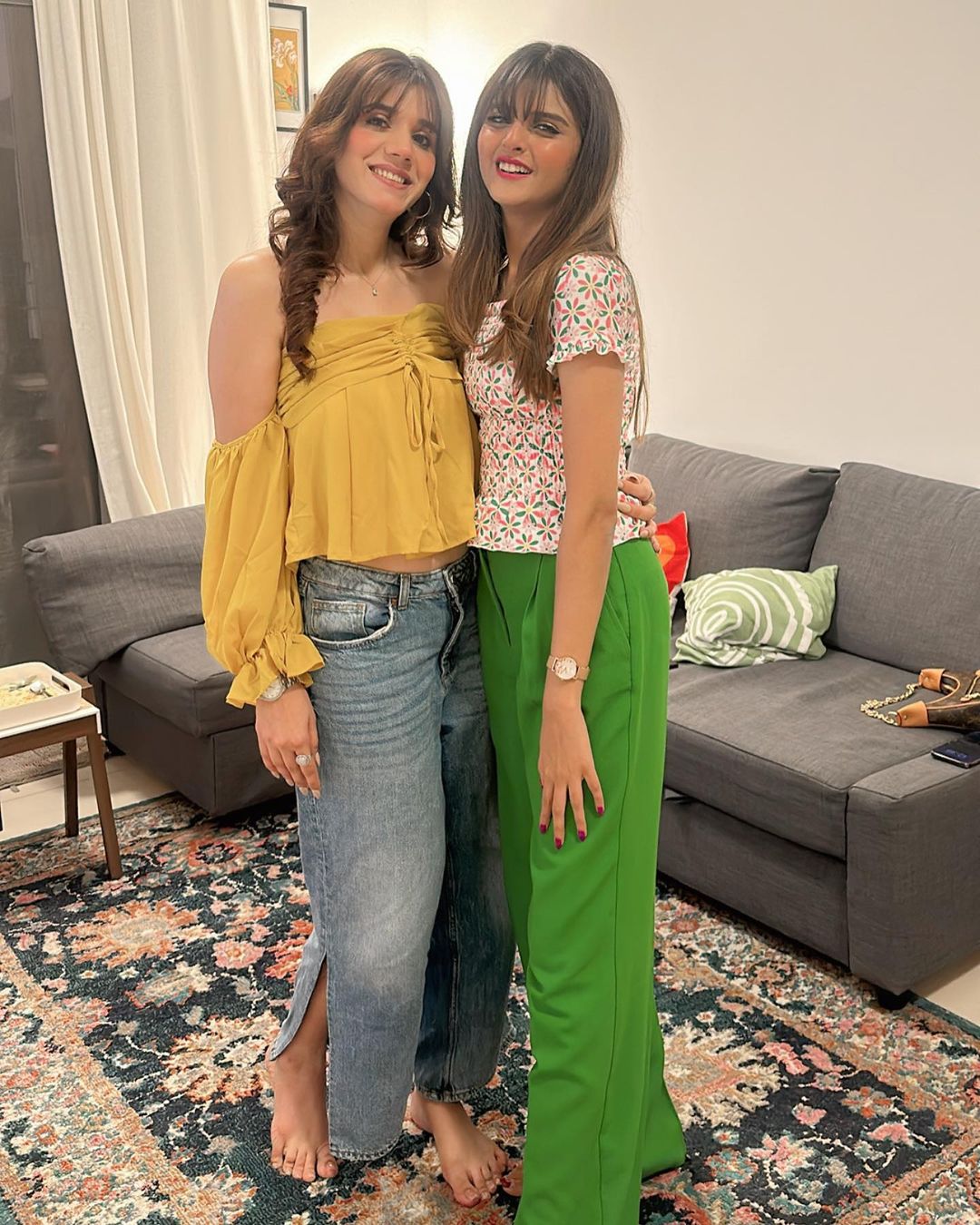 Kiran Ashfaque Hussein Stuns In Latest Clicks | Reviewit.pk