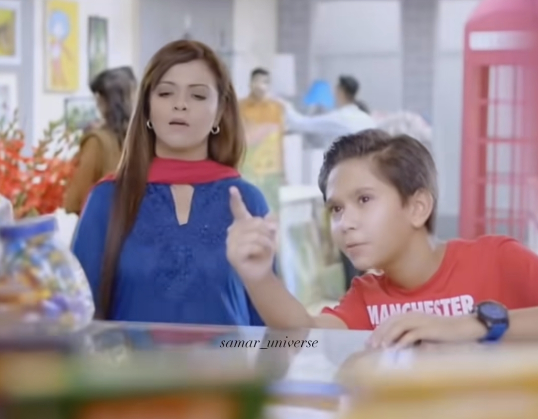 Samar Jafri's Old Commercial With On Screen Mother Goes Viral | Reviewit.pk