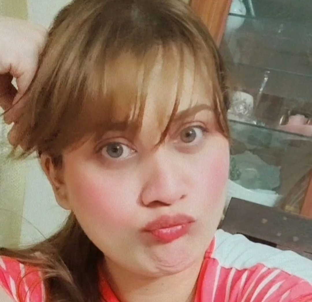Where Is Pakistani Actress Sarah Omair Now | Reviewit.pk