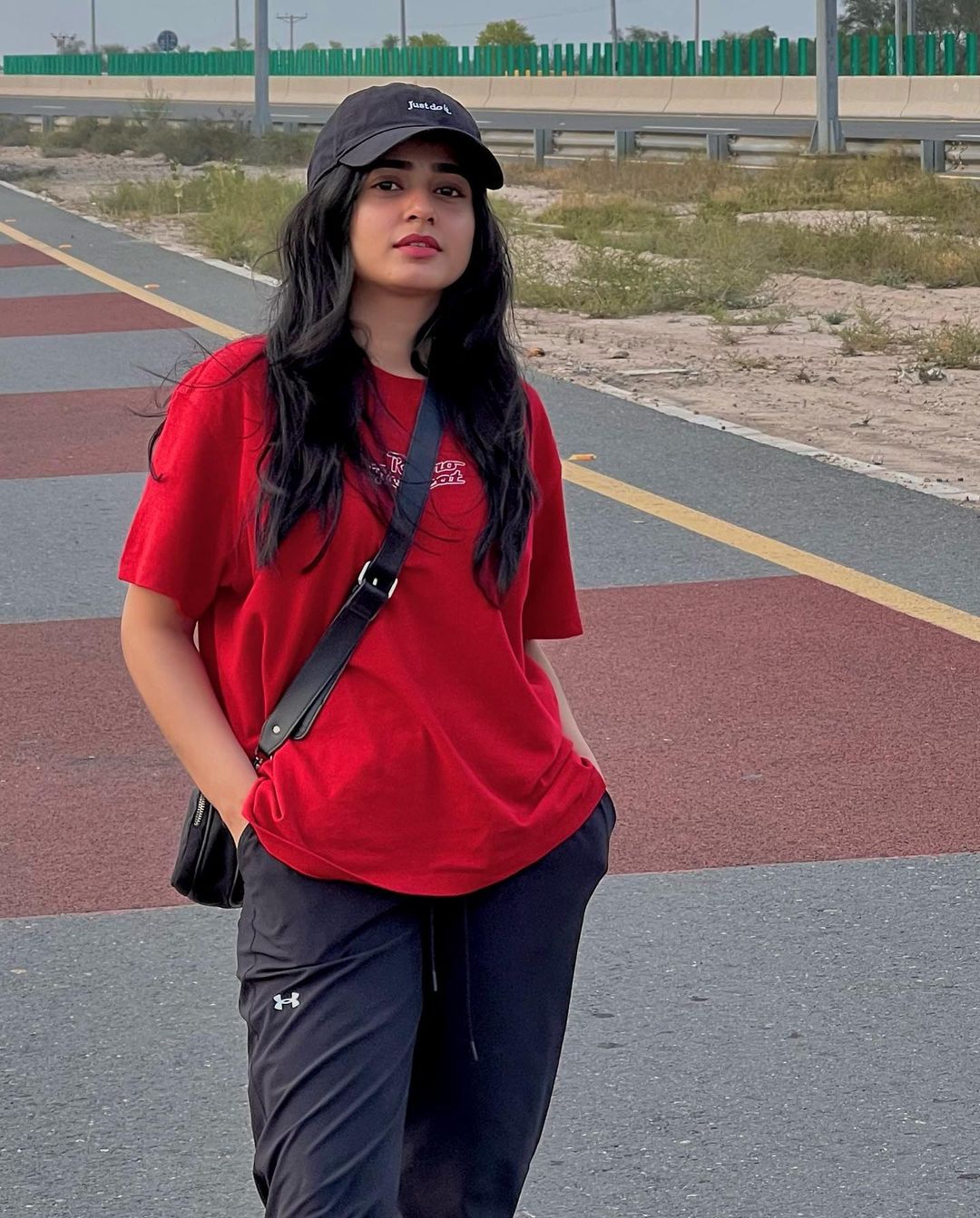Sehar Khan on Rejecting Fairy Tale & Her Chemistry With Hamza Sohail ...