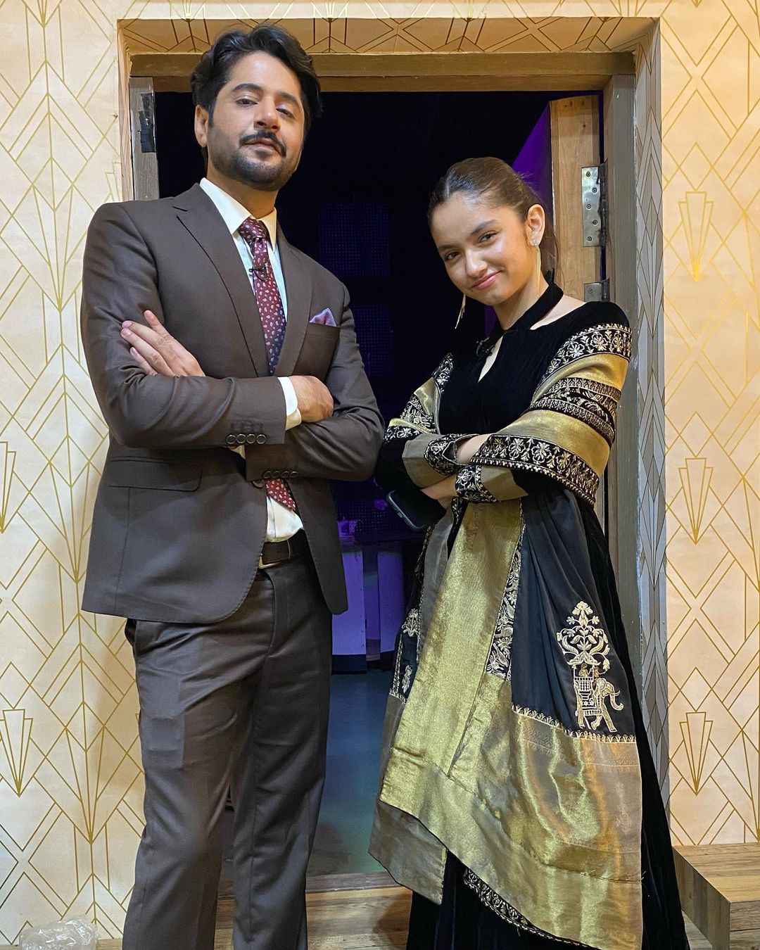 Enchanting New Pictures Of Cute Aina Asif | Reviewit.pk