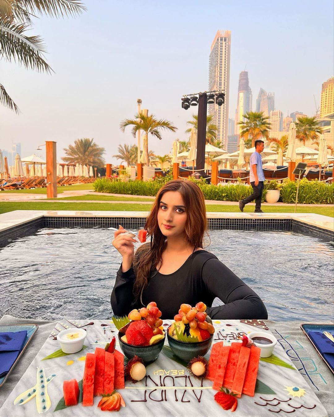 Pictures from Alishba Anjum's Birthday & Travelling | Reviewit.pk