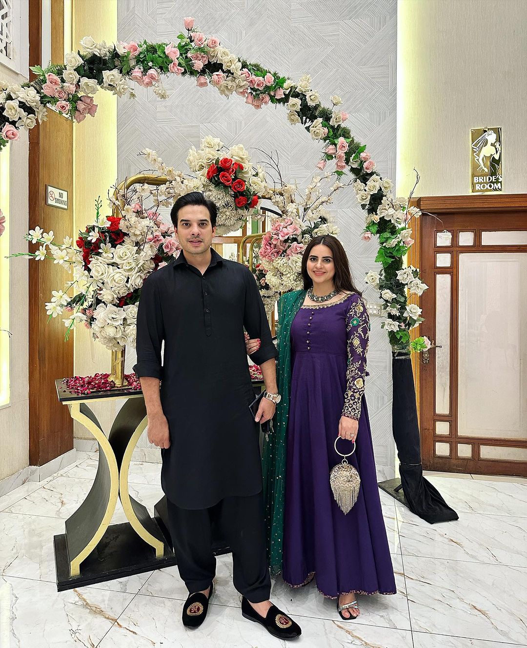 Fatima Effendi Shares New Adorable Clicks With Husband | Reviewit.pk