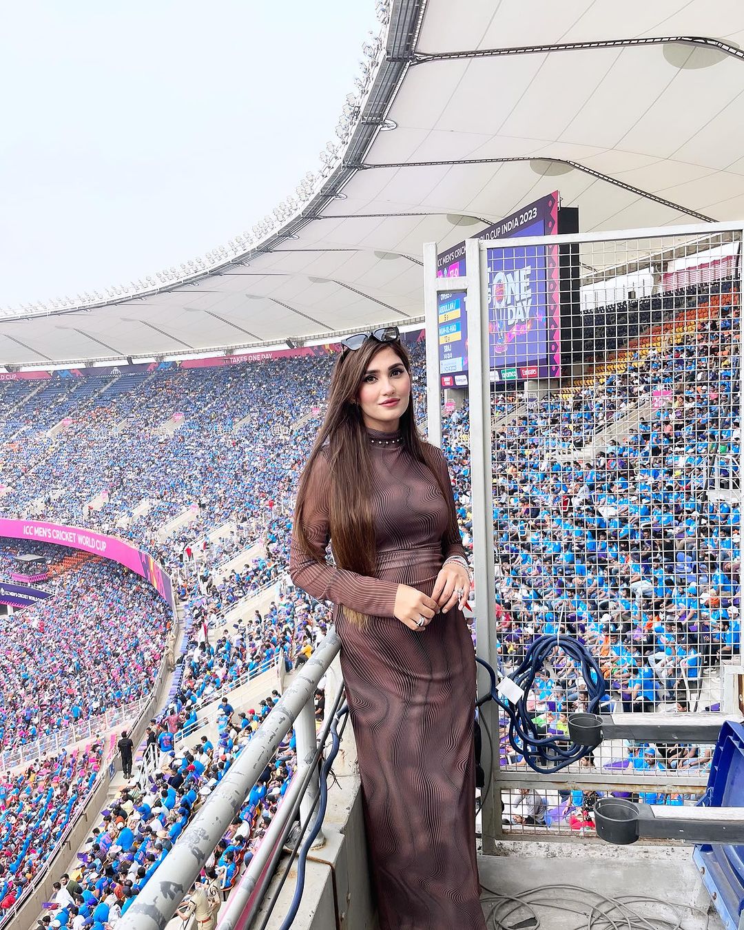 Hassan Ali Wife Shares Stunning Family Clicks From India | Reviewit.pk