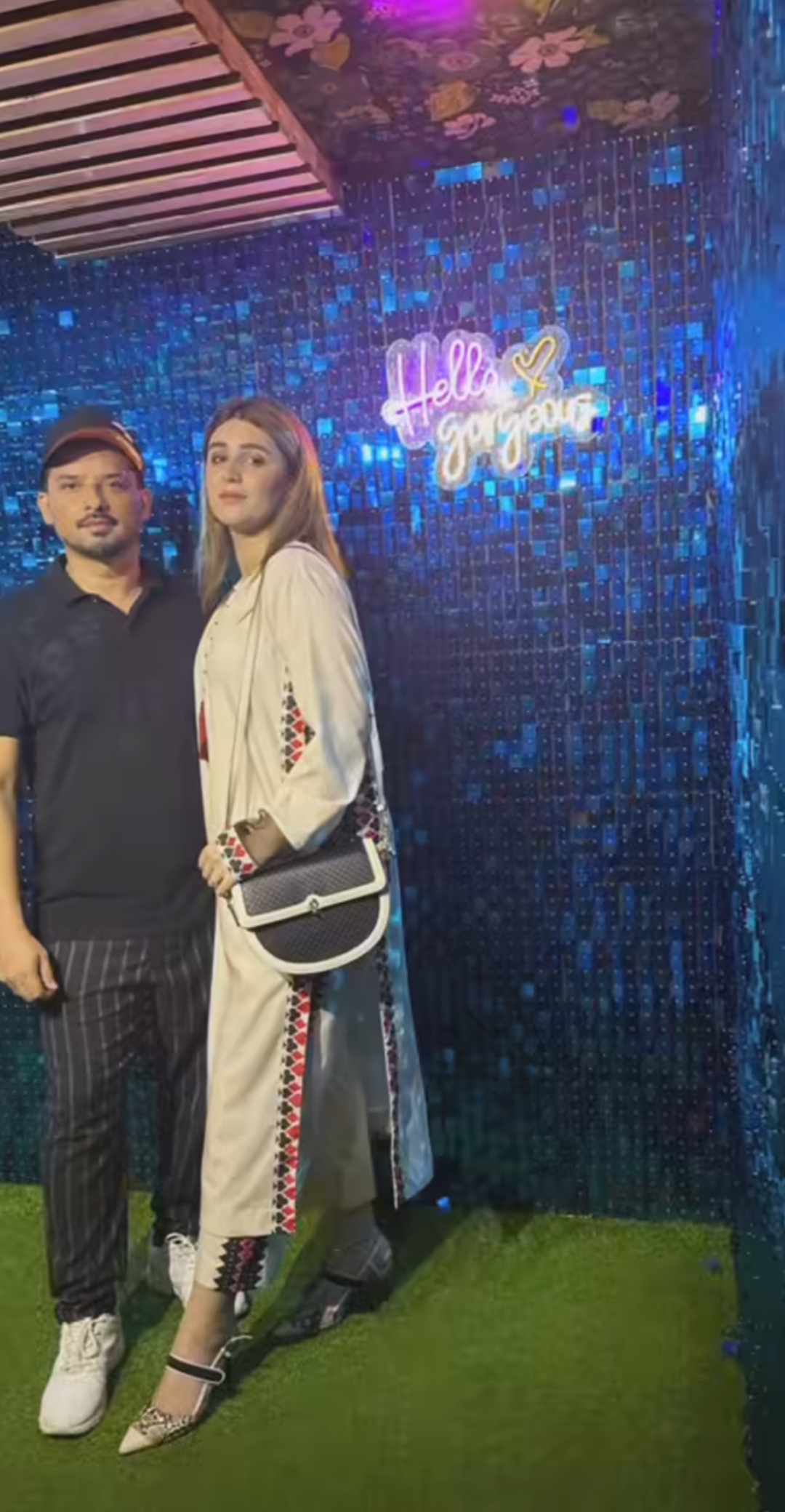 Actor Noman Habib's Adorable Family Pictures | Reviewit.pk