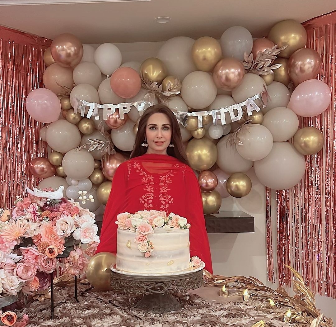 Reema Khan's Husband Celebrated Her Birthday | Reviewit.pk