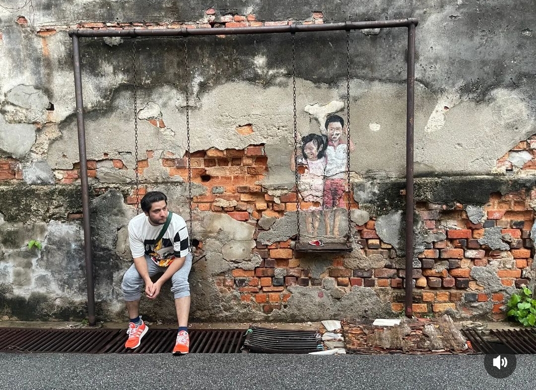 Hiba Bukhari's New Adorable Pictures With Husband | Reviewit.pk