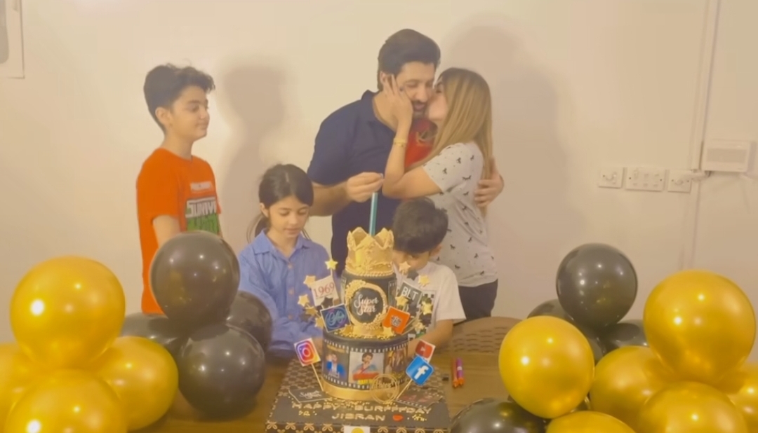Actor Syed Jibran Birthday Celebration With Family | Reviewit.pk