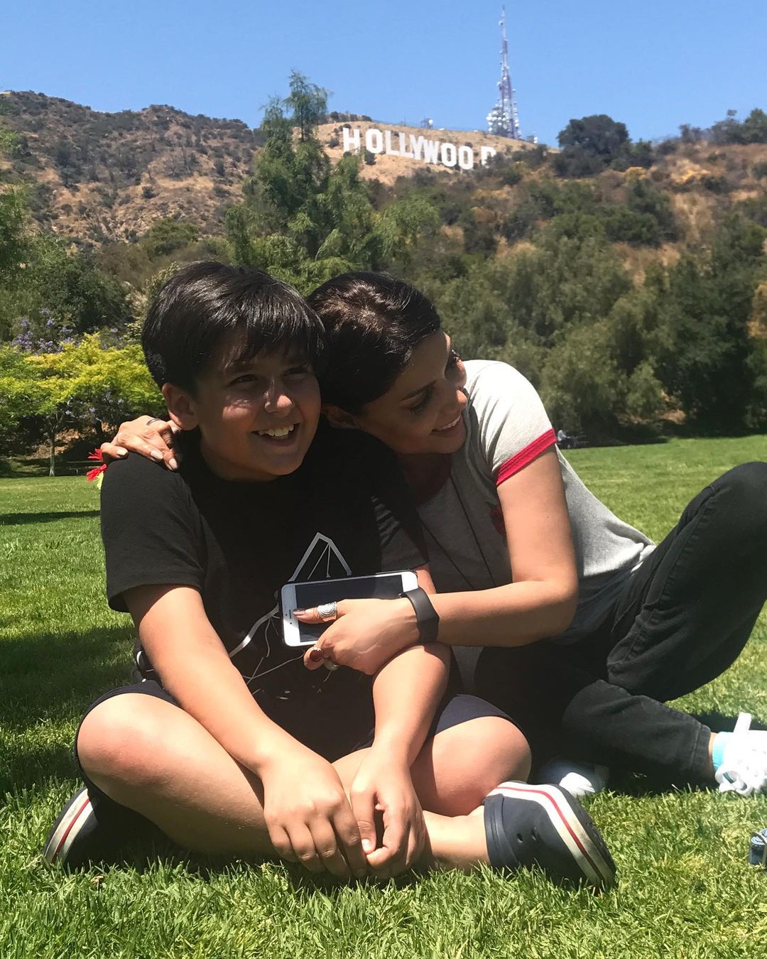 Hadiqa Kiani's Son Turns 18- Shares Beautiful Clicks | Reviewit.pk