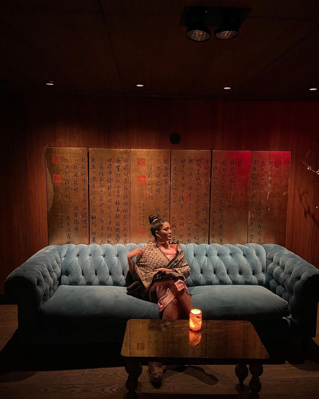 Mathira Puts A Stylish Foot Forward In NYC | Reviewit.pk