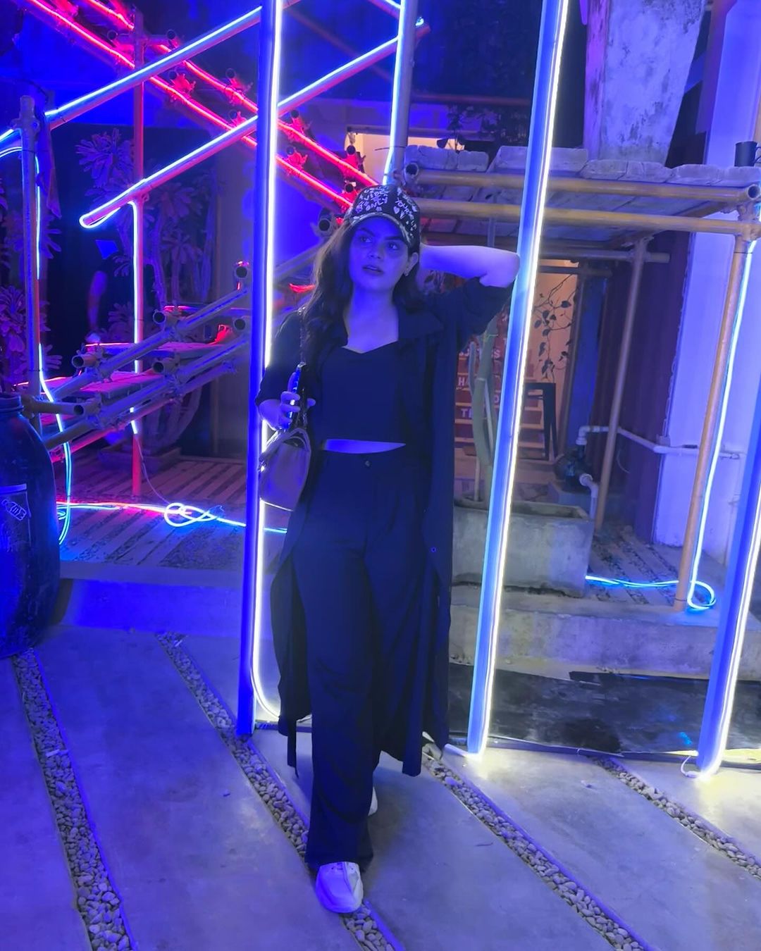 Qudsia Ali's Clicks From Dubai Post Amazing Transformation | Reviewit.pk