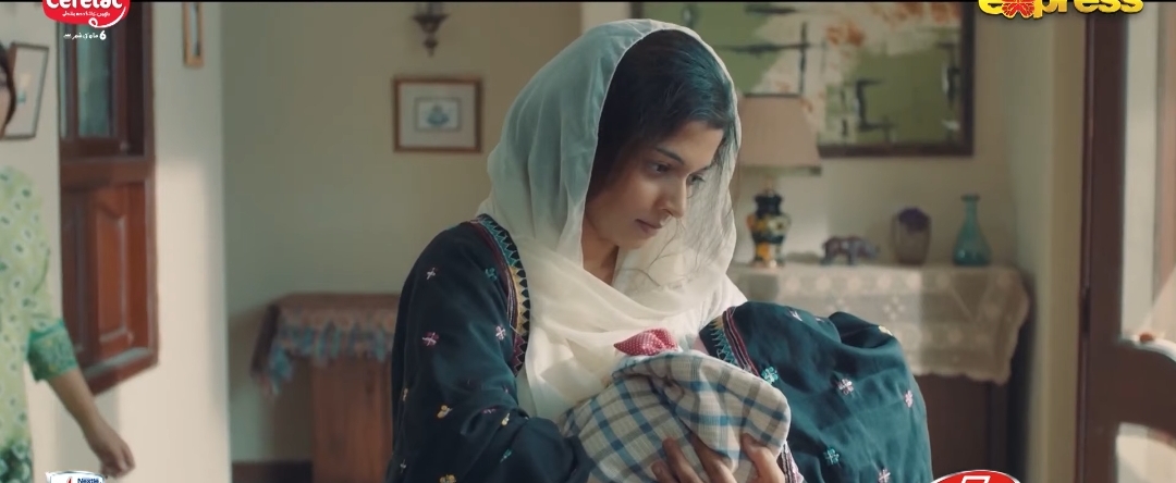 Razia Last Episode - Fans Praise Impressive Ending | Reviewit.pk