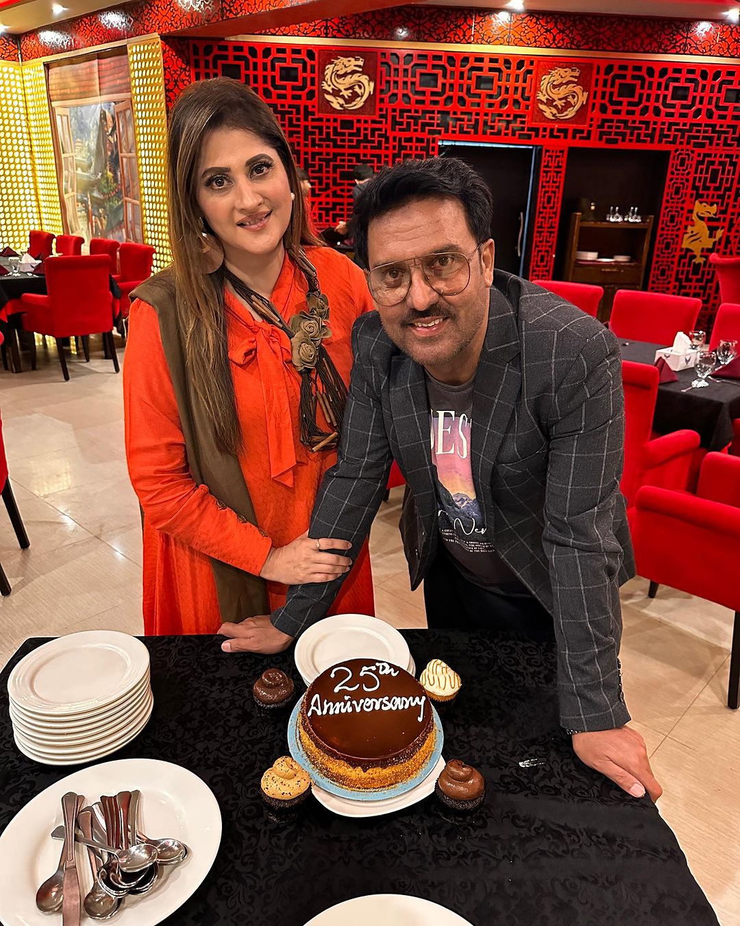Sahiba And Rambo Celebrate 25 Years Of Marriage | Reviewit.pk