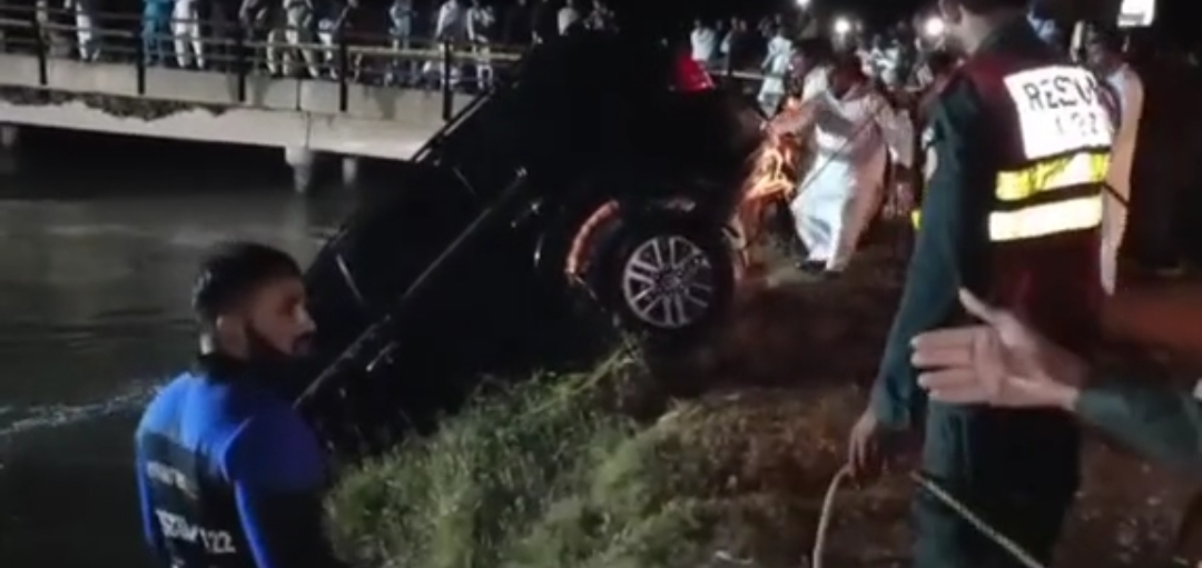 Famous Folk Singer Sharafat Ali Baloch Passes Away in Accident ...