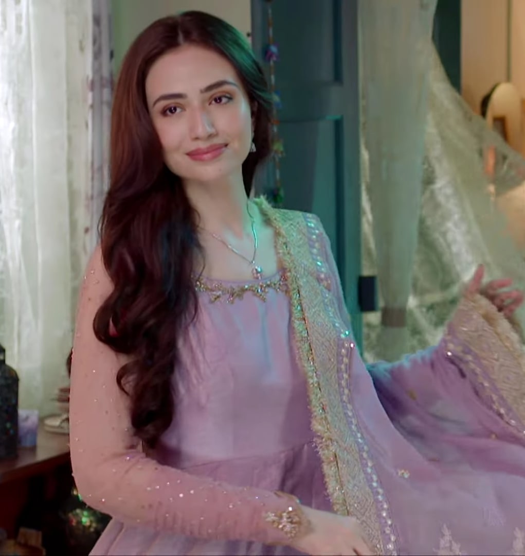 Sukoon Episode 1 Gets Mixed Reactions | Reviewit.pk