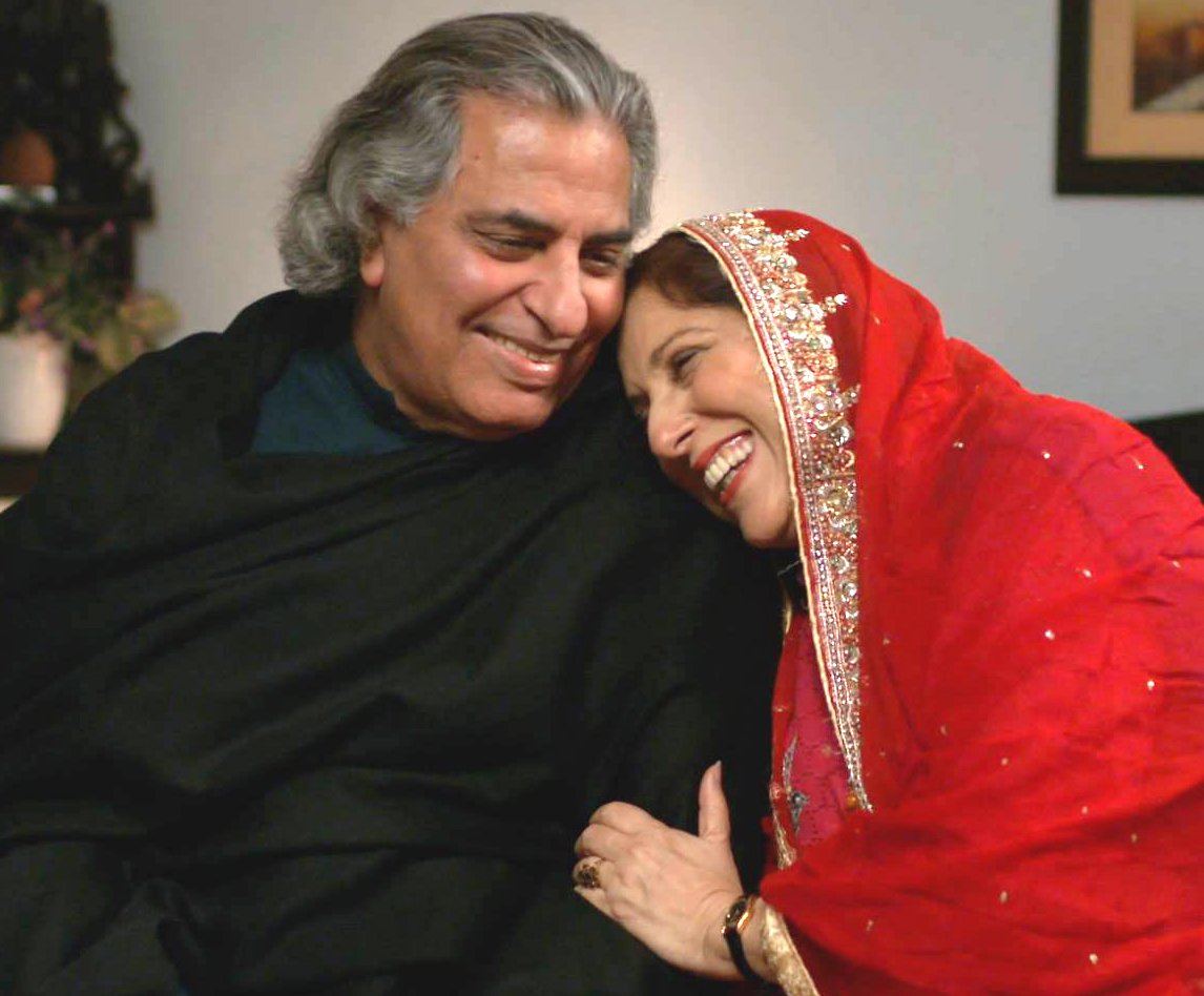 Usman Peerzada Opens Up About Daughters And Wife | Reviewit.pk