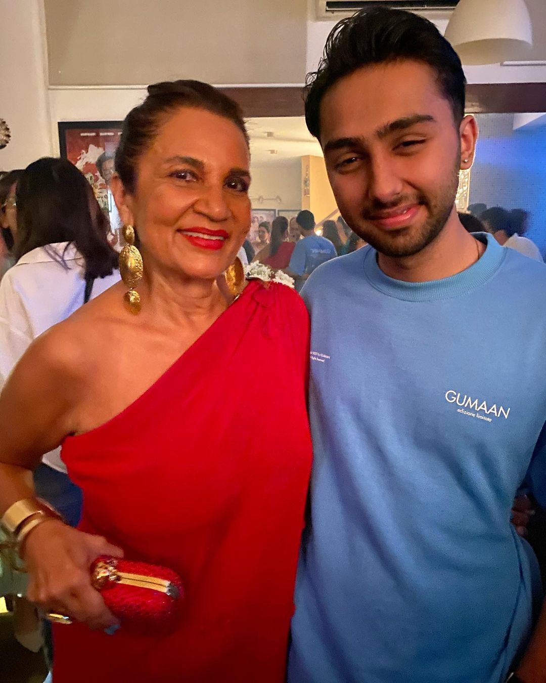 Wajahat Rauf Clan Celebrates Star-Studded Birthday | Reviewit.pk