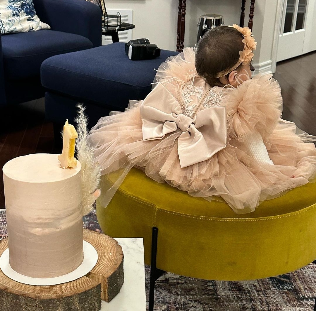 Armeena Rana Khan New Family Pictures | Reviewit.pk