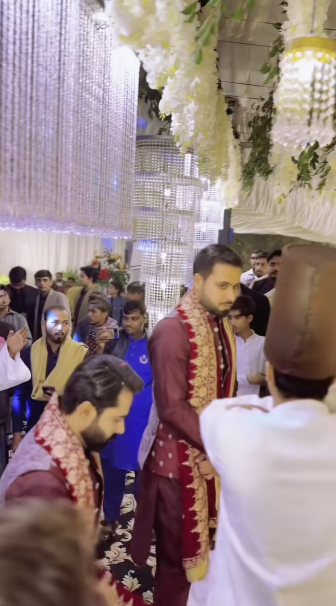 Cricketer Faheem Ashraf Mehndi Event Pictures & Videos | Reviewit.pk