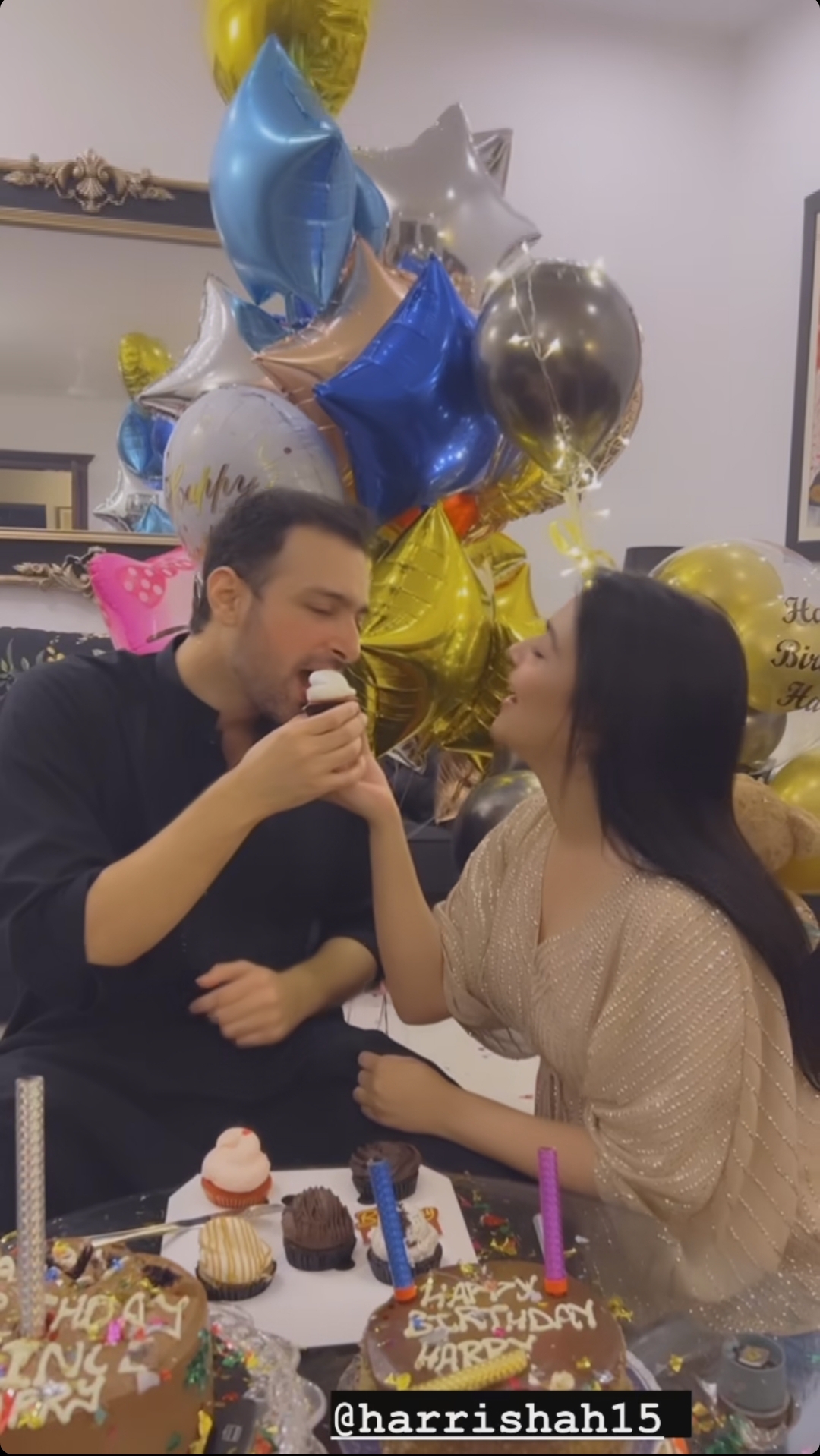 Humaima Malick Clicks From Her Close Friend's Birthday Party | Reviewit.pk