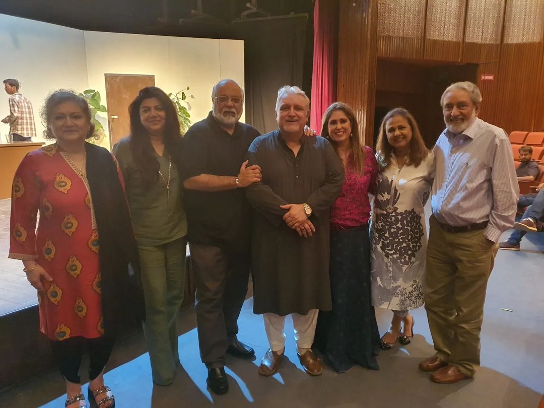 Actor Khaled Anam Beautiful Family Pictures | Reviewit.pk