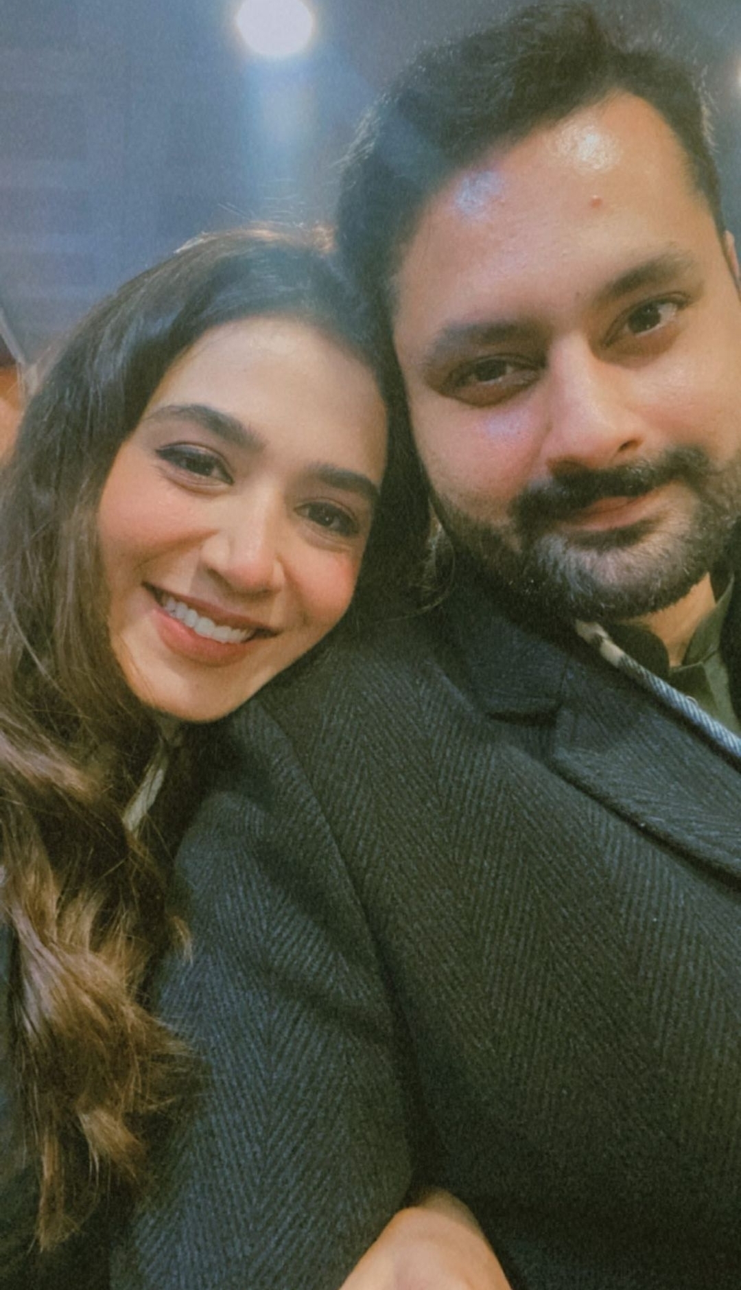 Mansha Pasha New Clicks With Husband From Turkey | Reviewit.pk