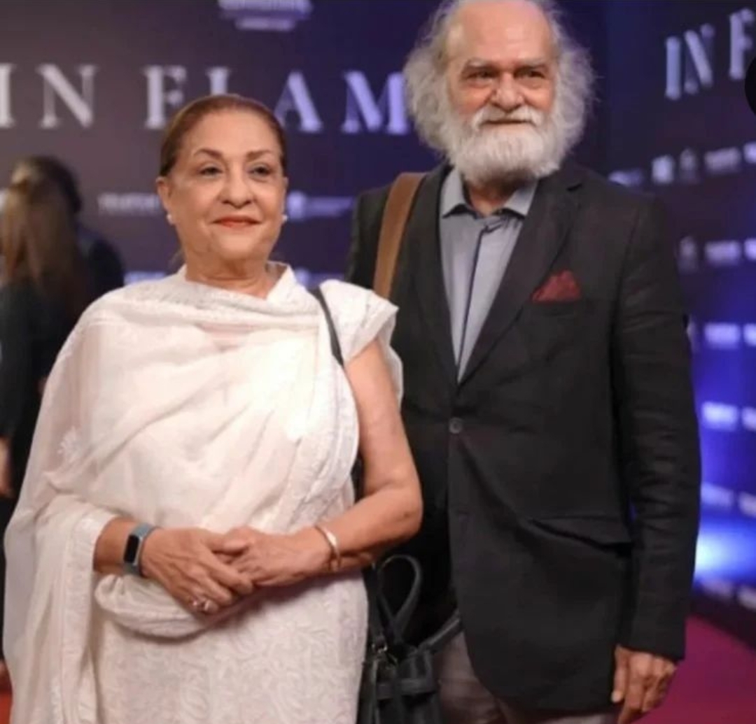 Beautiful Couple Samina Ahmad & Manzar Sehbai New Clicks | Reviewit.pk