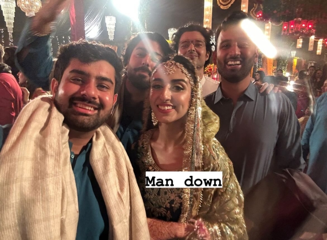 Zaviyar Nauman Ijaz New Pictures With Family & Friends | Reviewit.pk