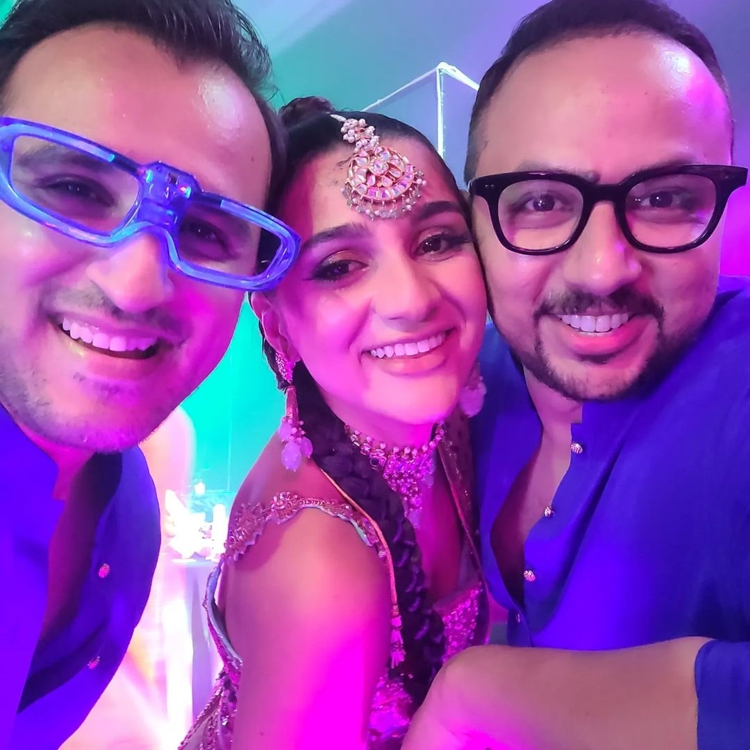 Frieha Altaf Son's Destination Wedding | Reviewit.pk