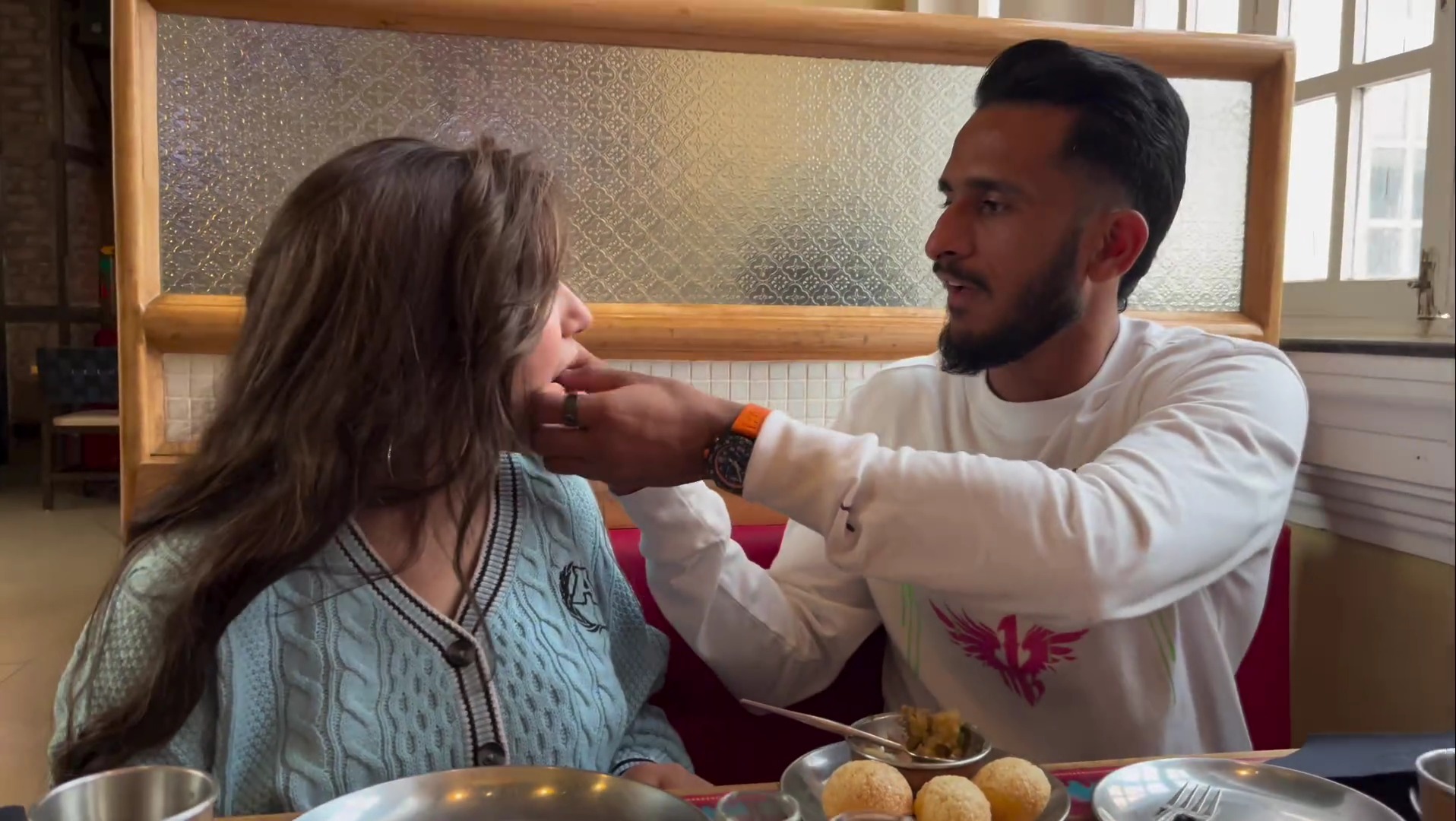 Samya Khan's Cutest Video With Hassan Ali | Reviewit.pk